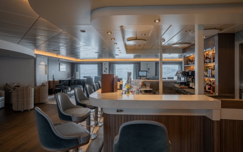 Ocean Albatros - Waterproof Expeditions