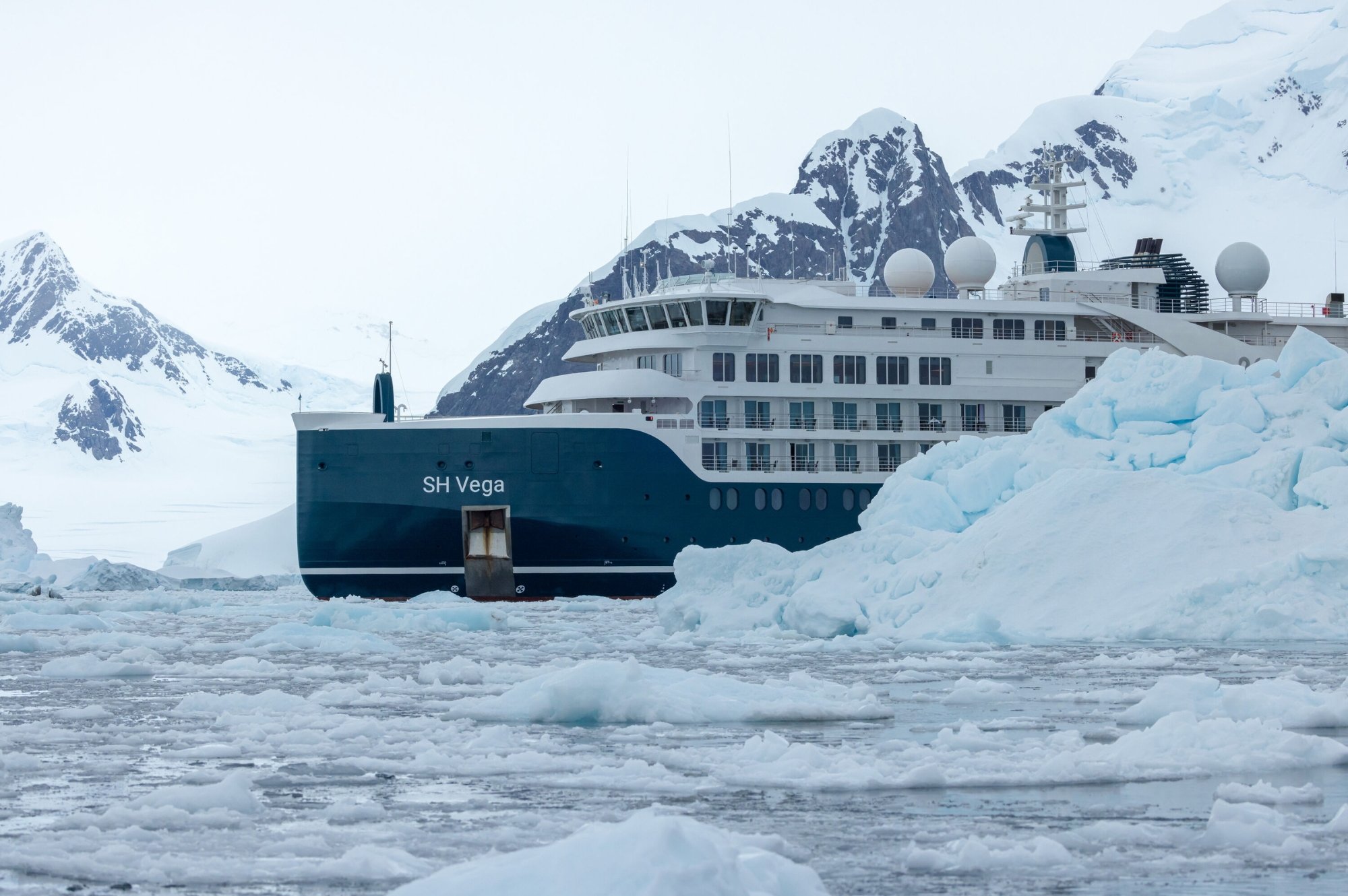 SH Vega - Waterproof Expeditions