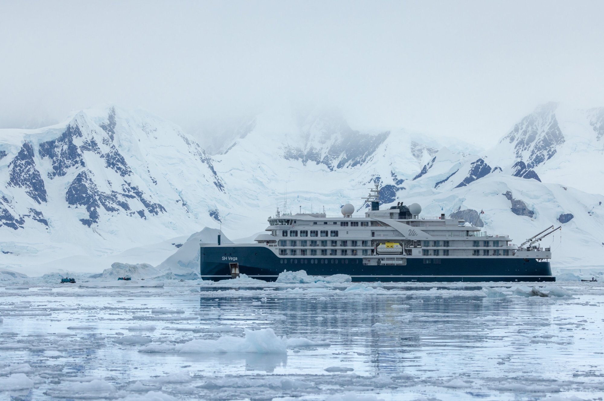 SH Vega - Waterproof Expeditions